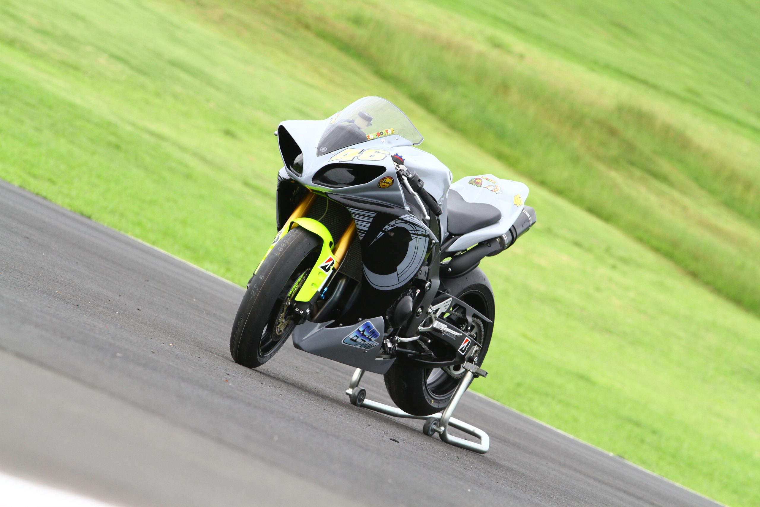 Yamaha YZF R1 2011 Valentino Rossi - Sapico Motos